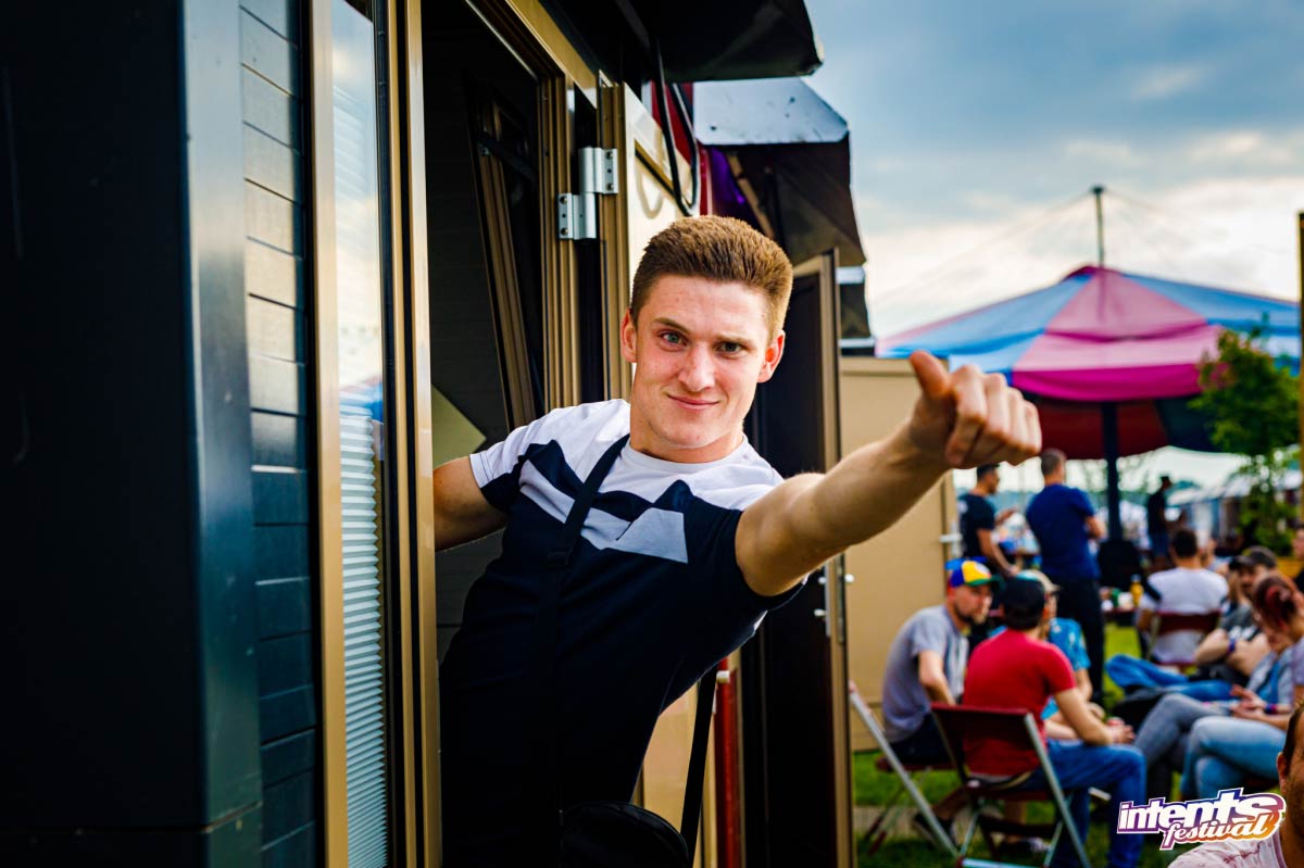 8 reasons why a festival camping is awesome! - IntentsCity Camping